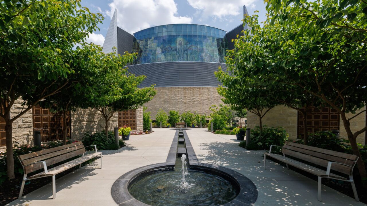 Memorial Garden - Sacred Spaces at Resurrection Leawood